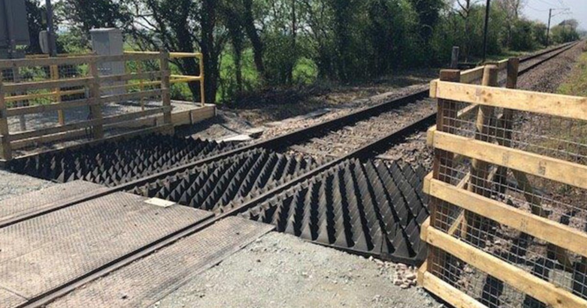 VAMOS Level Crossing Enhancement Works | AmcoGiffen